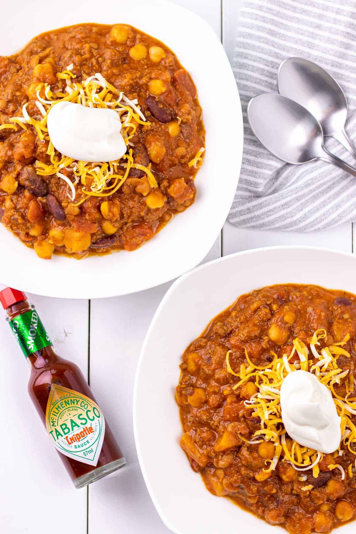 Hawaiian Style Chili (Sweet & Smoky Pineapple Chipotle Chili) - Whipped ...