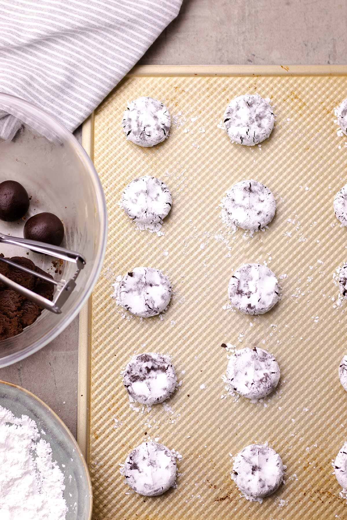 Chocolate Crinkle Cookie Recipe - Whipped It Up