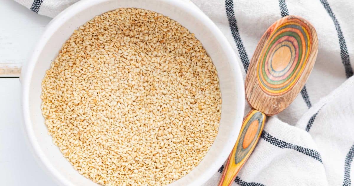 How To Toast Sesame Seeds - Whipped It Up